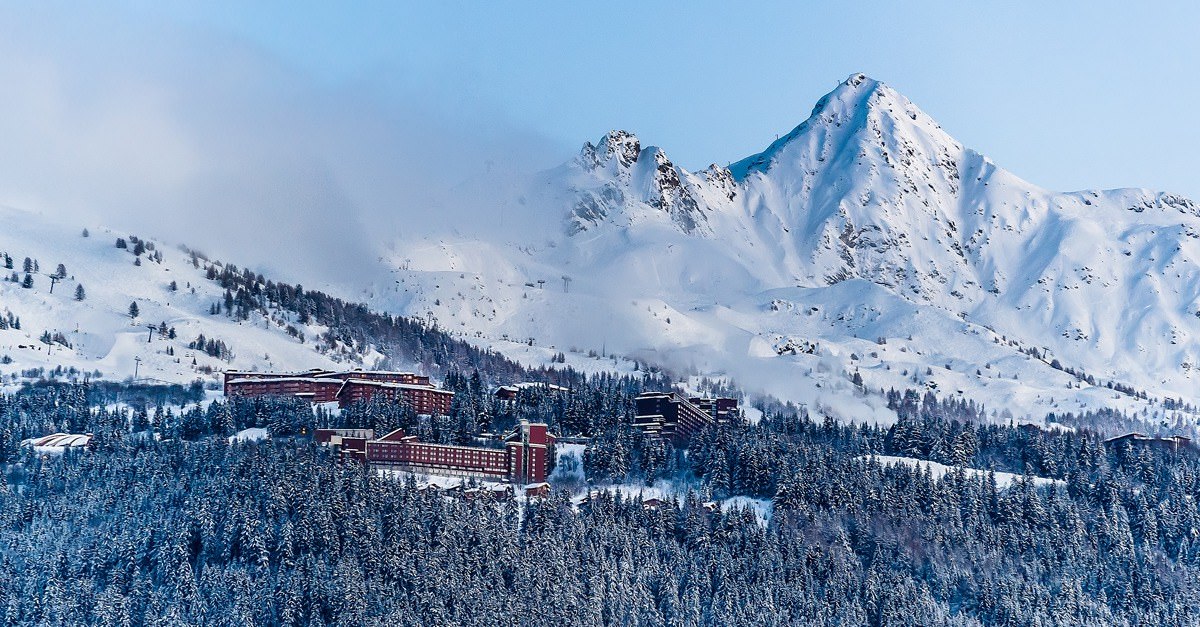 Geneva Airport to Les Arcs transfers. Book and save - www.alpybus.com